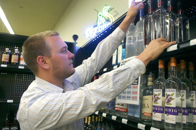 South Whidbey stores start new era of liquor sales | South Whidbey Record