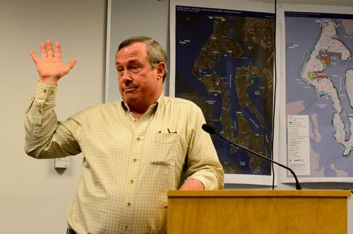 Fish farms, beach access controversies continue | South Whidbey Record