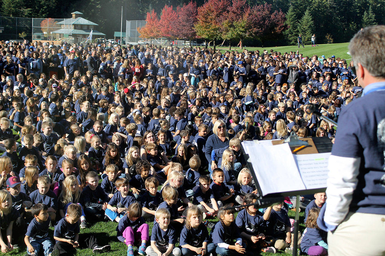 School district brings students together to rally against bullying ...