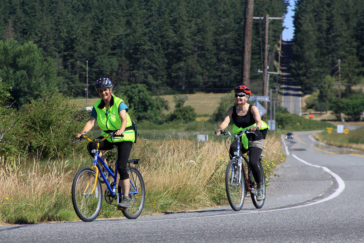Land Trust bike ride draws sun, pelicans and 100 Riders | South Whidbey ...