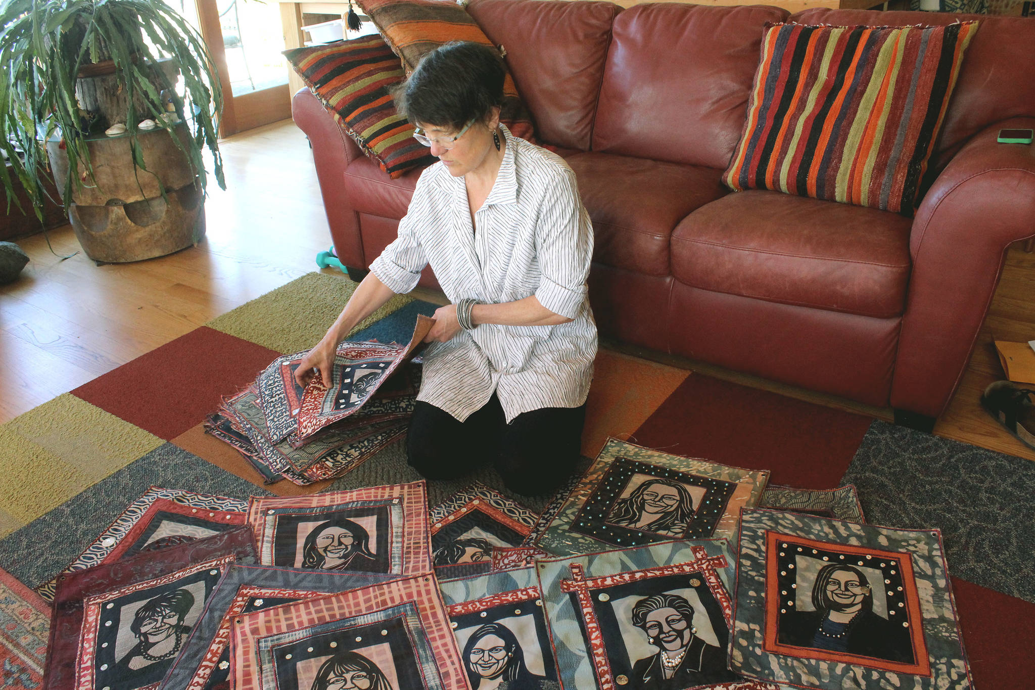 Textile artist celebrates 131 women of Congress | South Whidbey Record