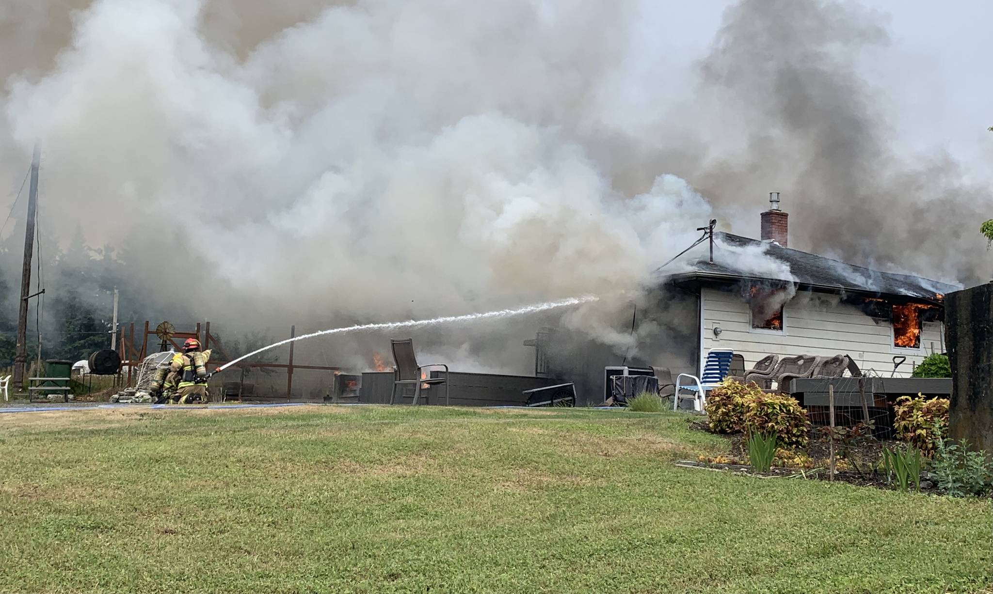 Man hurt in Clinton fire that consumes residence | South Whidbey Record