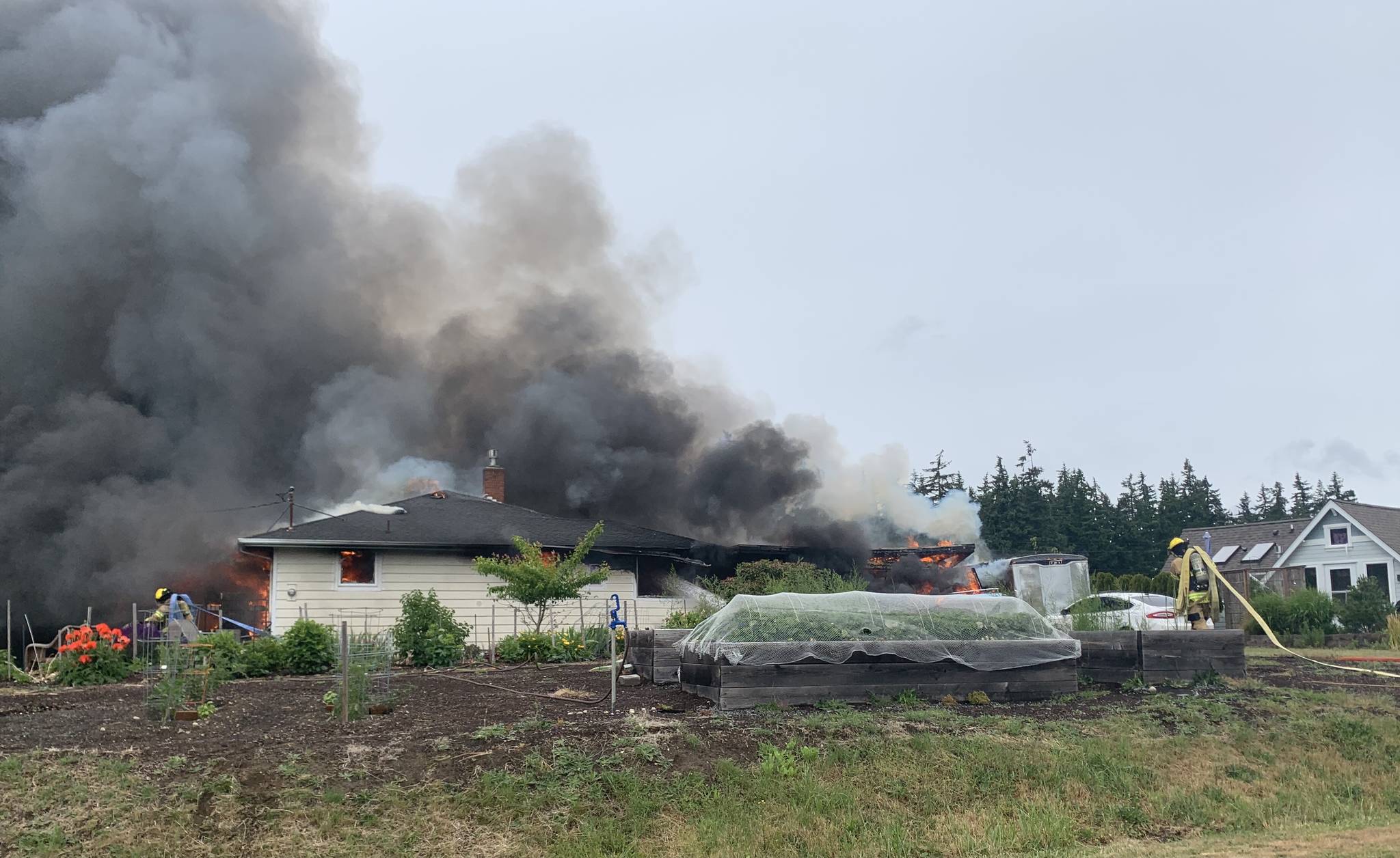 Man hurt in Clinton fire that consumes residence | South Whidbey Record