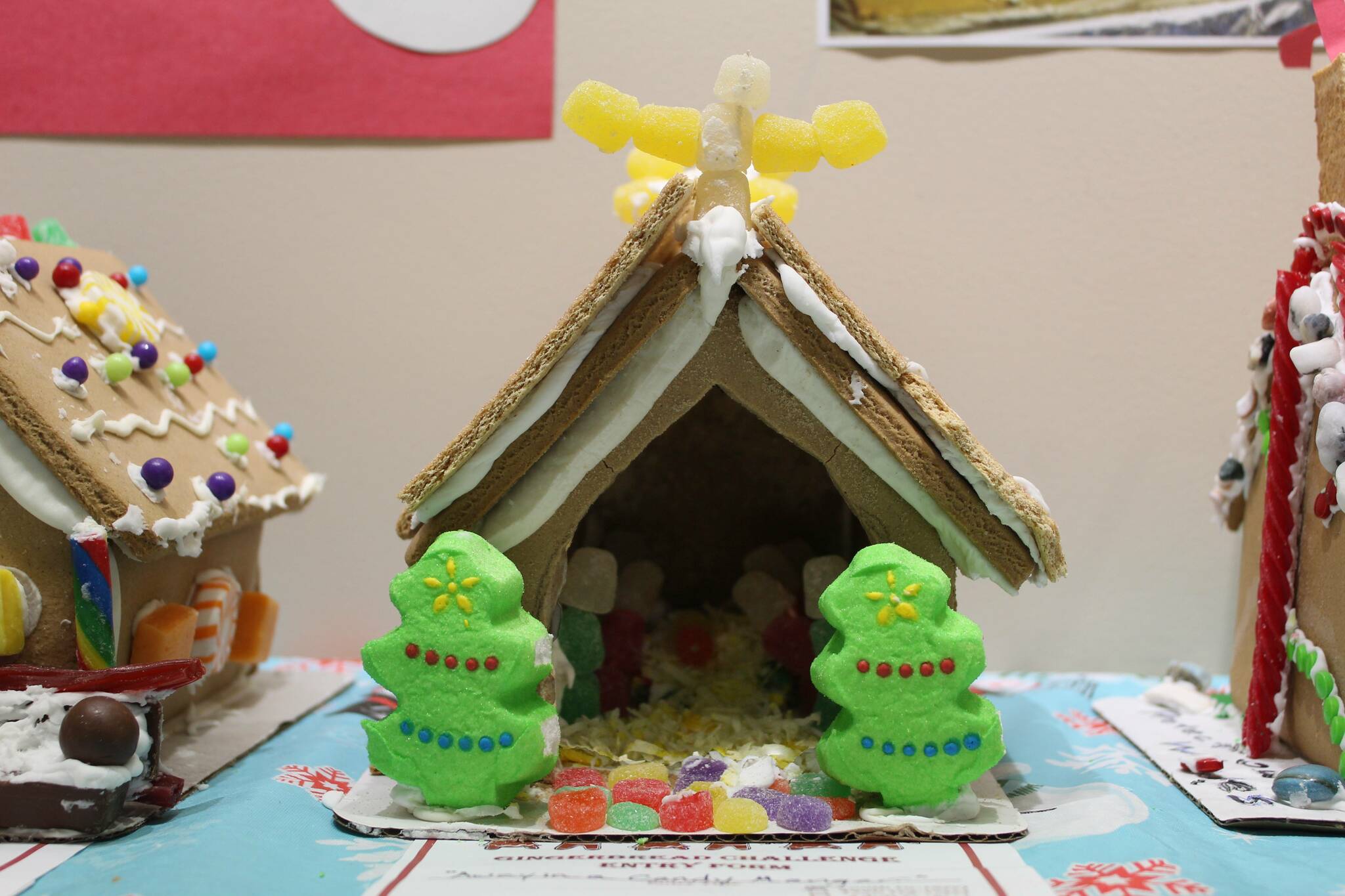 Winners of gingerbread house contest announced | South Whidbey Record