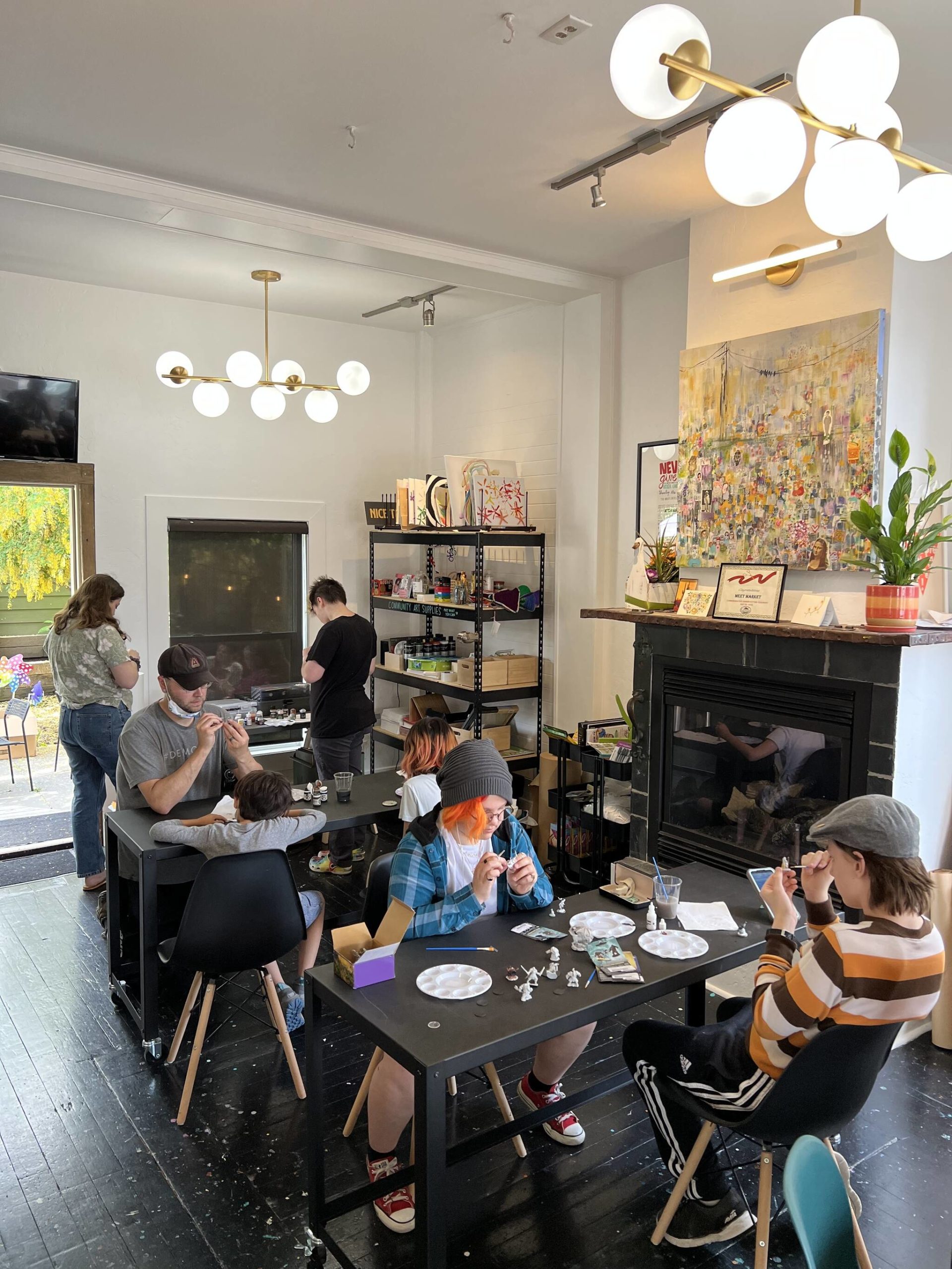 New Front Street art shop opens with pride | South Whidbey Record