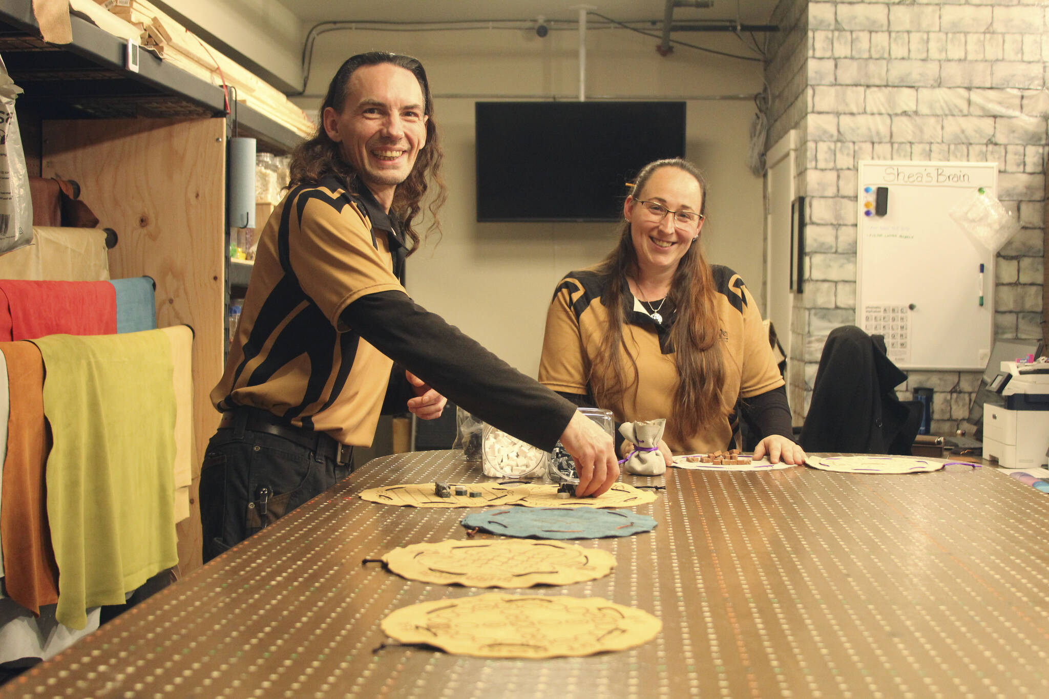 ‘Tinker shop’ evokes the medieval | South Whidbey Record