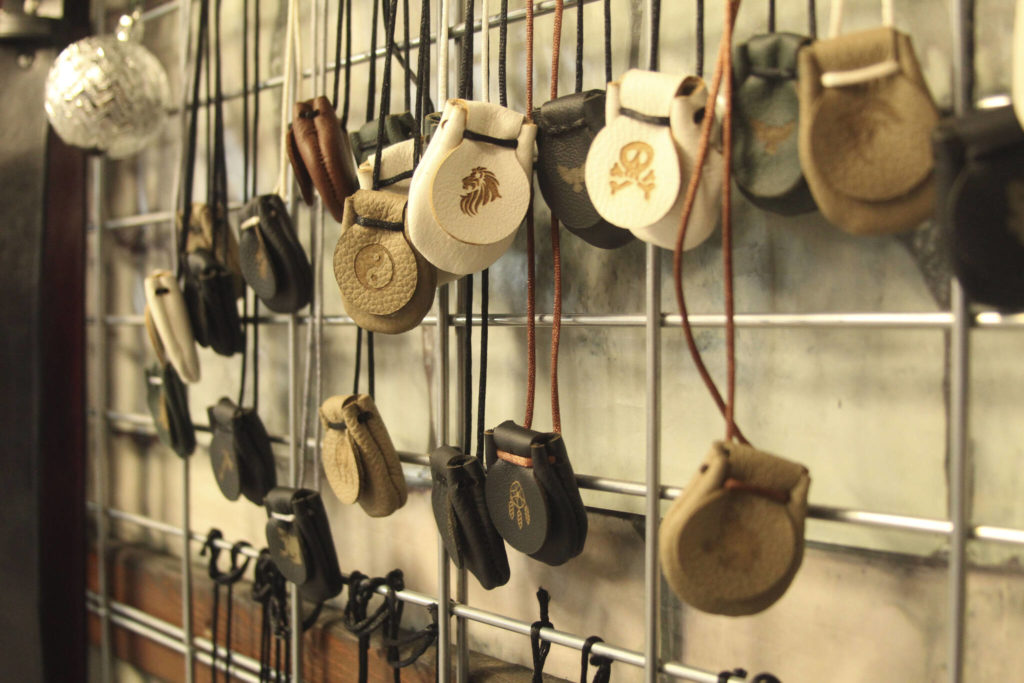 ‘Tinker shop’ evokes the medieval | South Whidbey Record