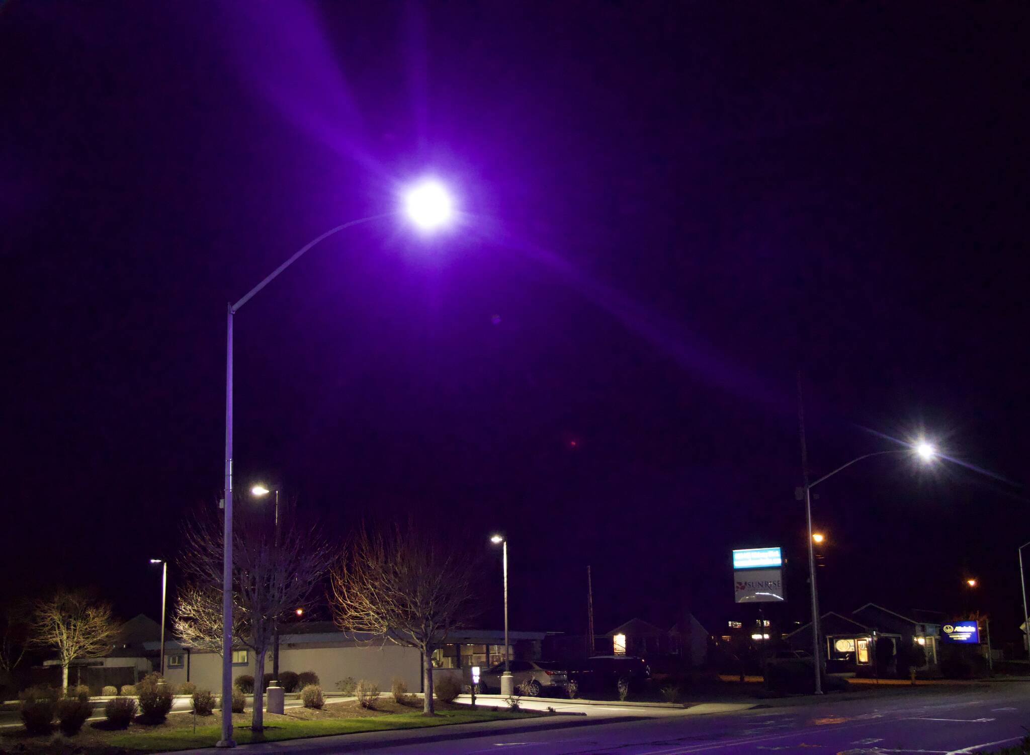 Oak Harbor’s flawed purple street lights to be replaced | South Whidbey ...