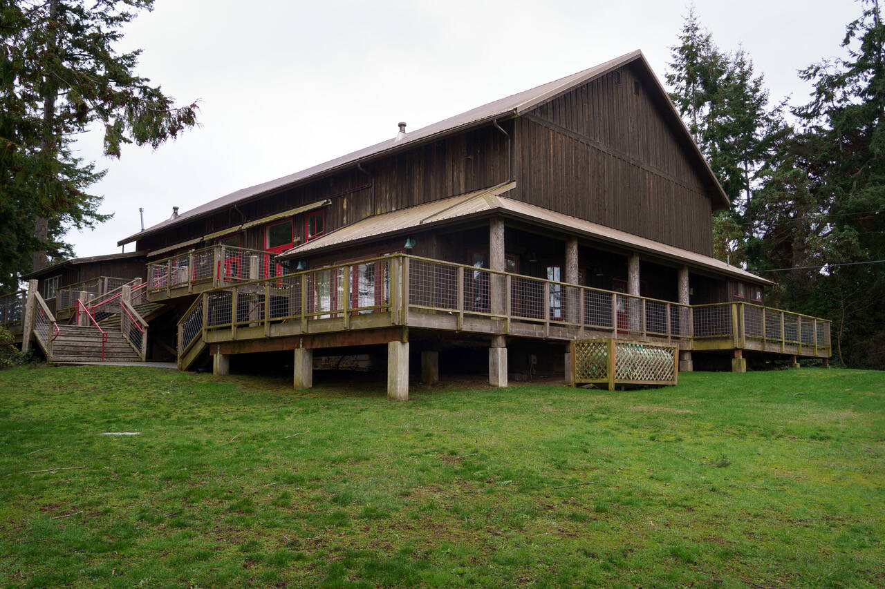 New agreement pondered for Freeland Hall | South Whidbey Record