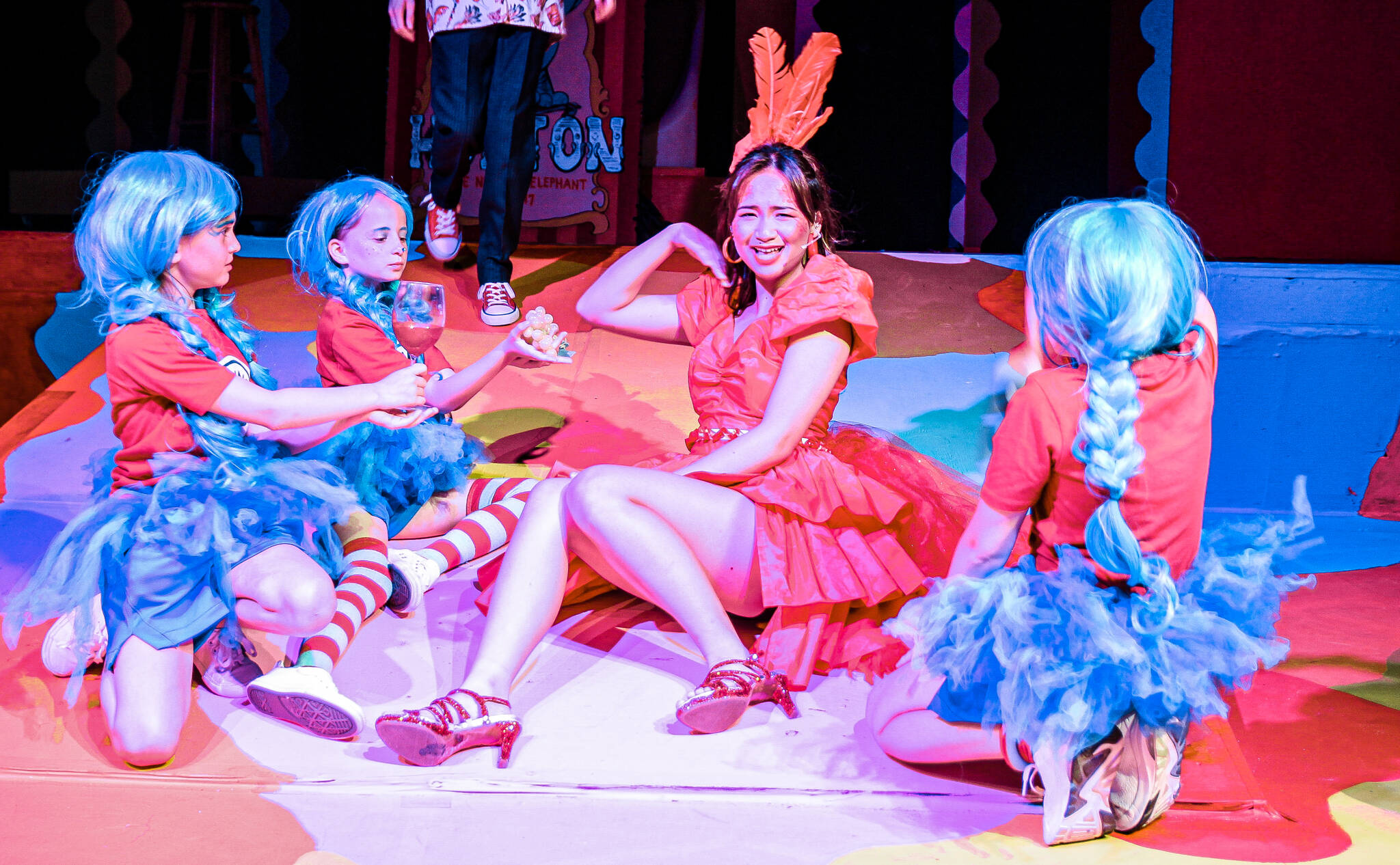 Playhouse brings nostalgic frenzy to stage | South Whidbey Record