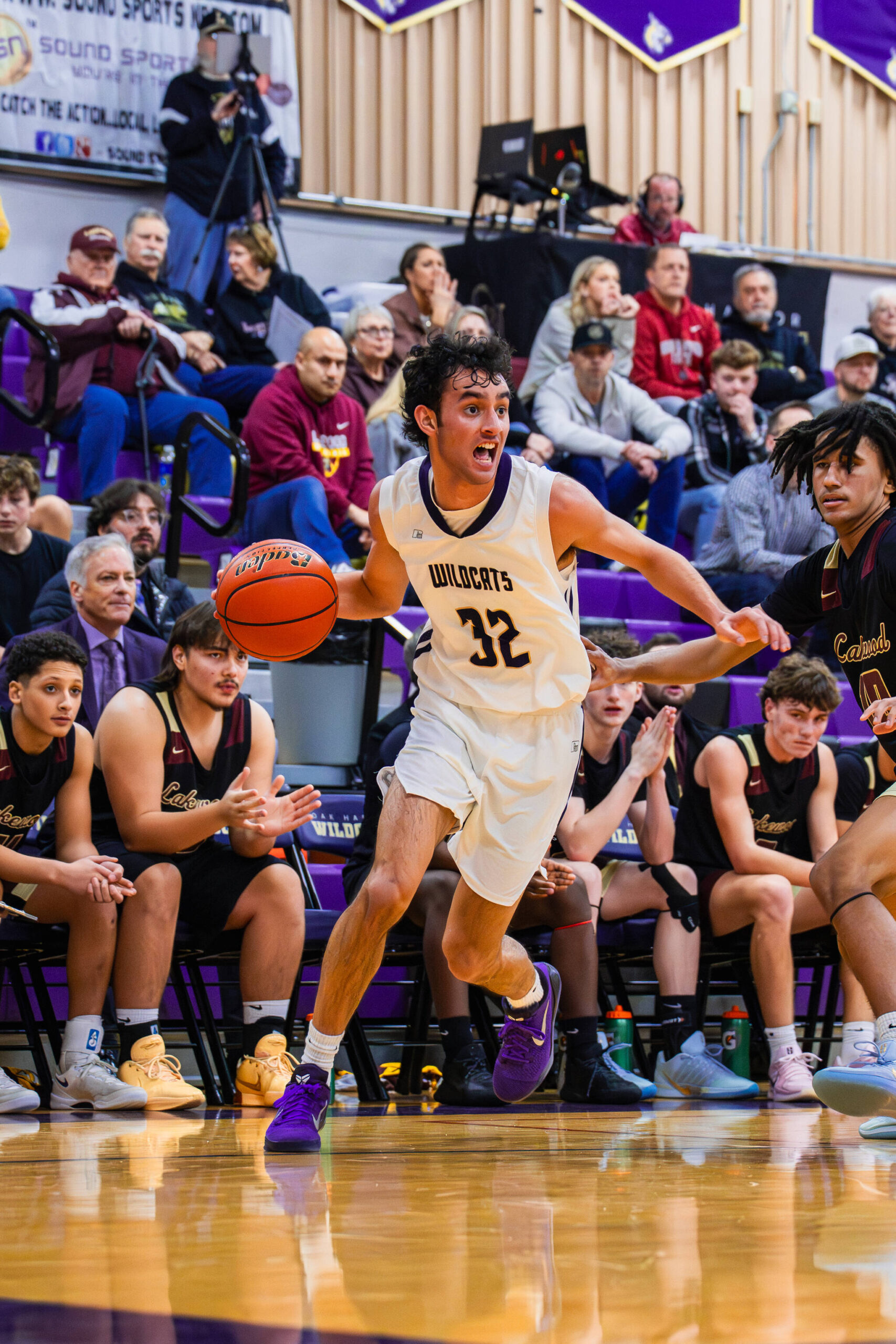 Wildcat dribbler sinks his 1,000th point | South Whidbey Record